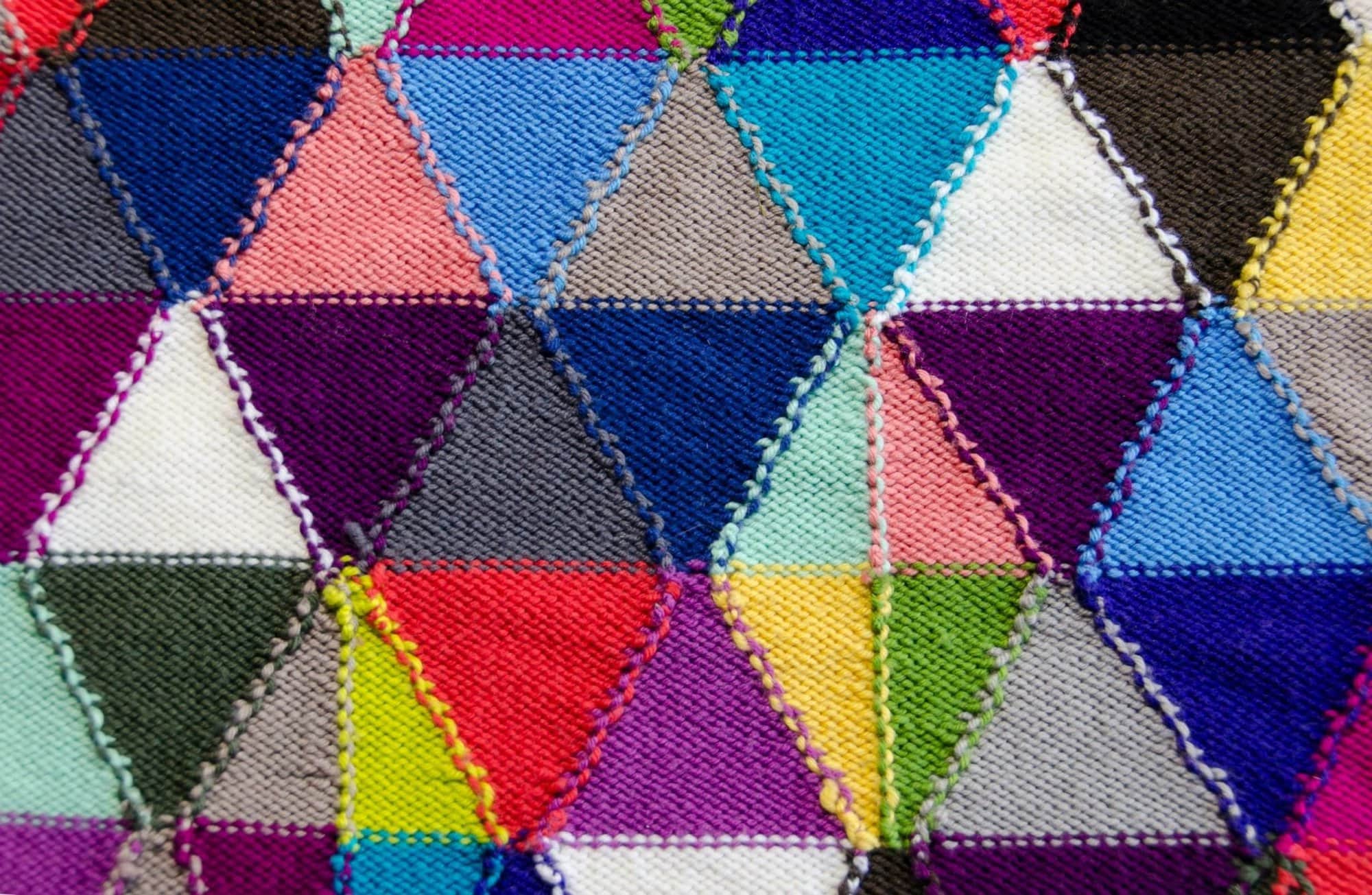 Chic Sheep Dream Intarsia Knit Blanket | Free Intarsia Afghan Pattern ...