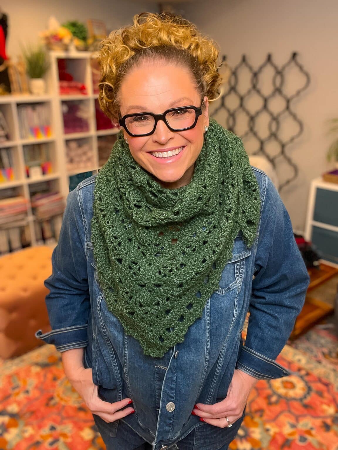 Free One Skein Crochet Triangle Shawl Pattern – Sunday Sideline